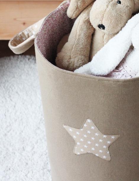Free pdf sewing pattern and tutorial for soft toy basket.